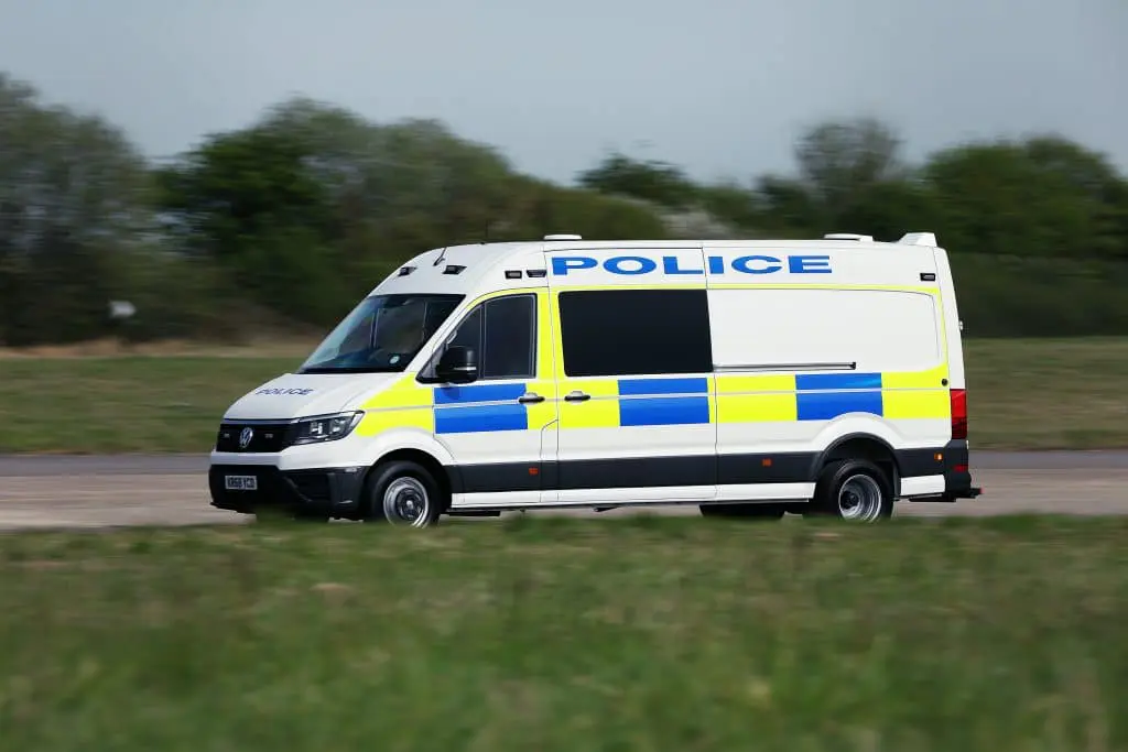 VW Crafter Riot Van - SWISS Vans Leasing and Sales